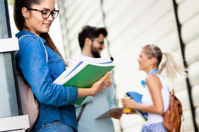 Universidad Pública O Privada ¿cuál Elegir Ventajas Y Desventajas